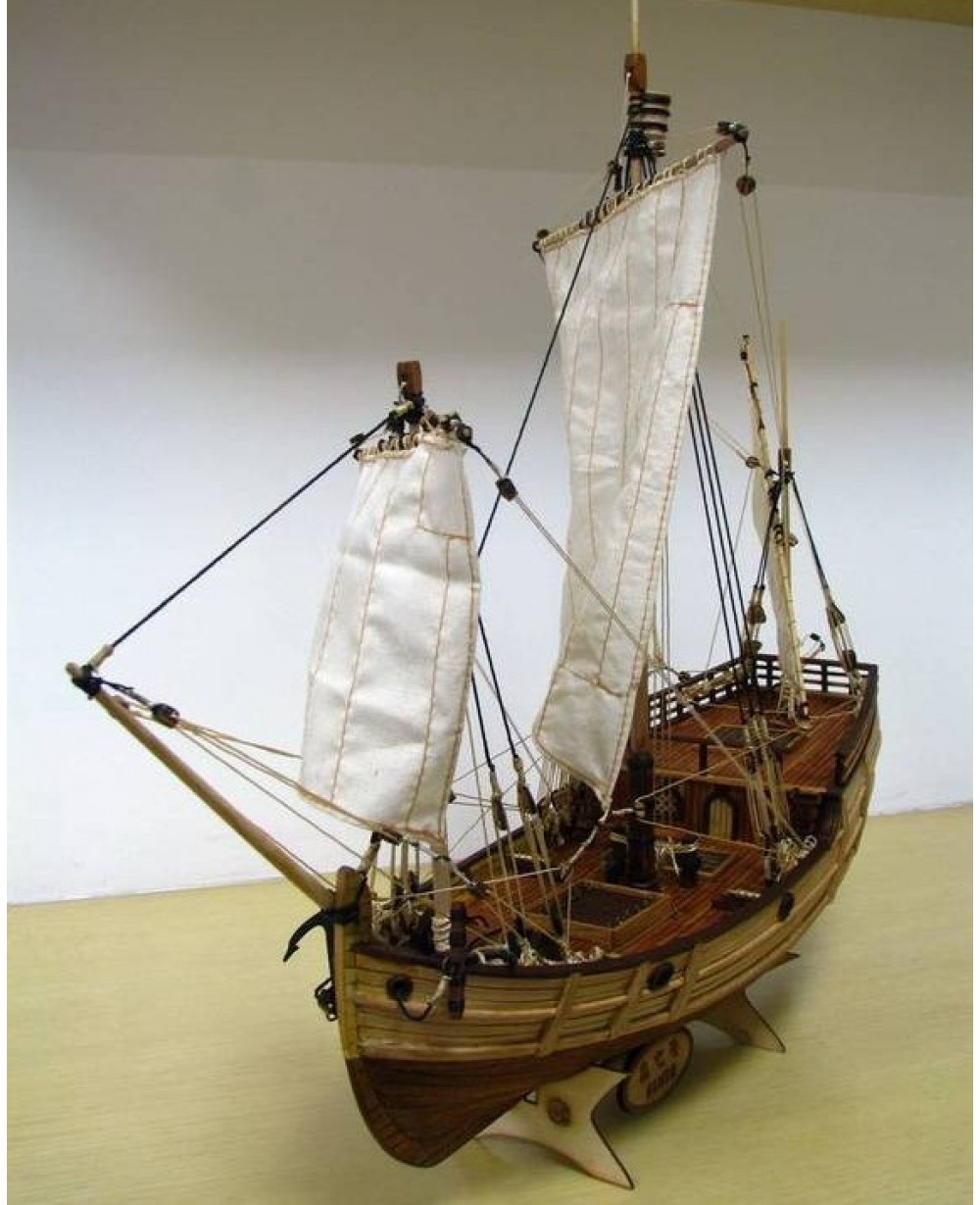Pinta wood model ship kits